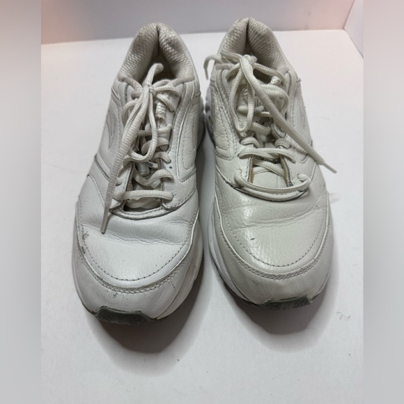 Brooks | Shoes | Brooks Addiction Walker Linear Platform Size 85 | Poshmark